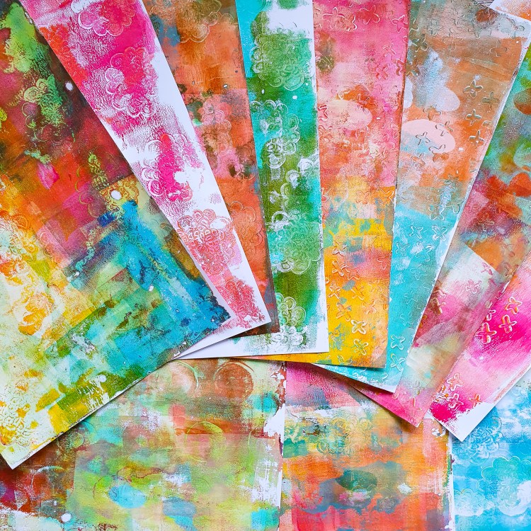 Gelli Printing with Stamps- Let’s make some amazing Papers! – Susanne Rose
